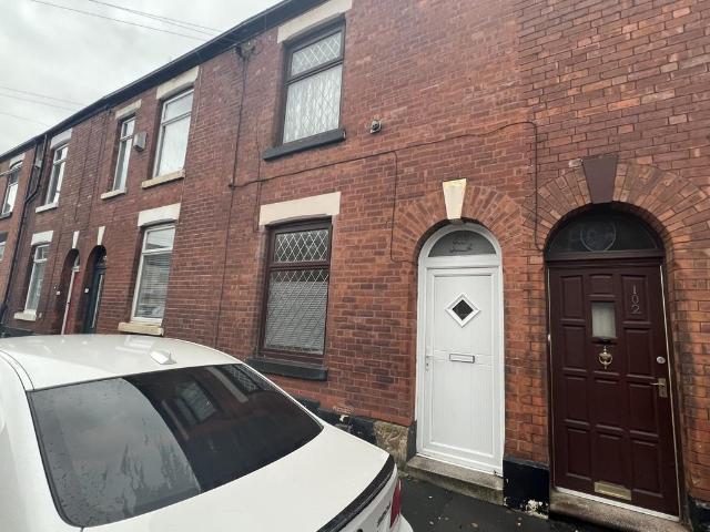 5 bedroom terraced house for sale