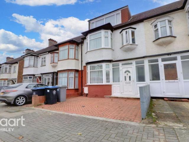 5 bedroom terraced house for sale