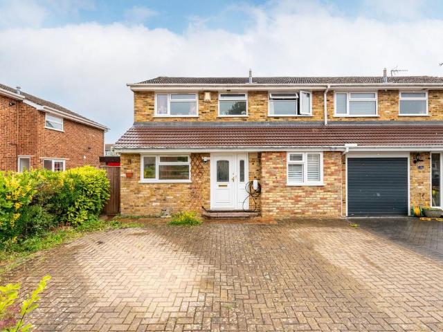 5 bedroom terraced house for sale