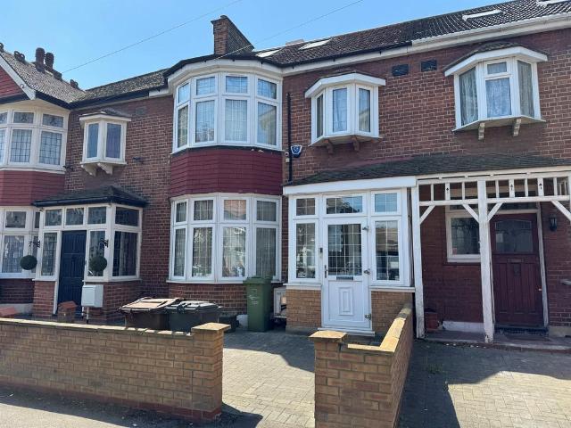 5 bedroom terraced house for sale