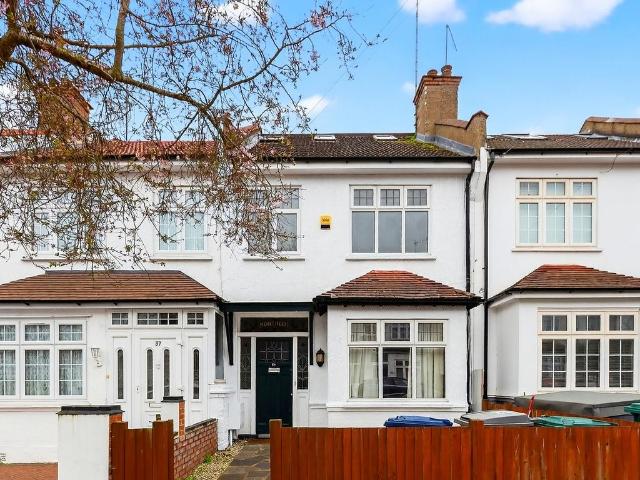 4 bedroom terraced house for sale