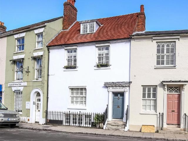 5 bedroom terraced house for sale