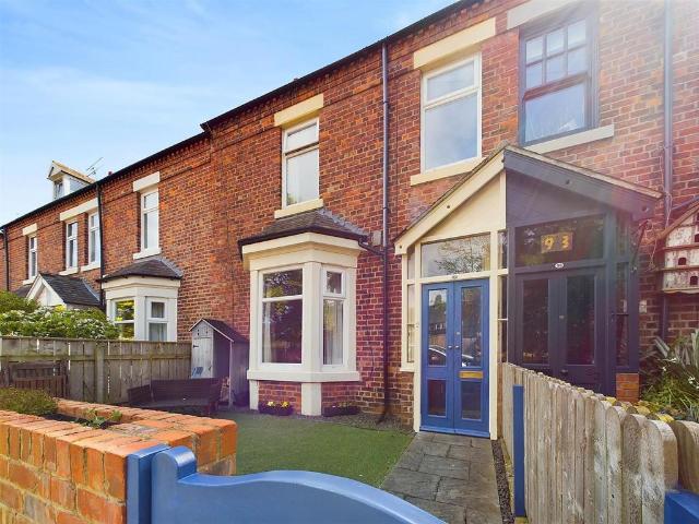 5 bedroom terraced house for sale
