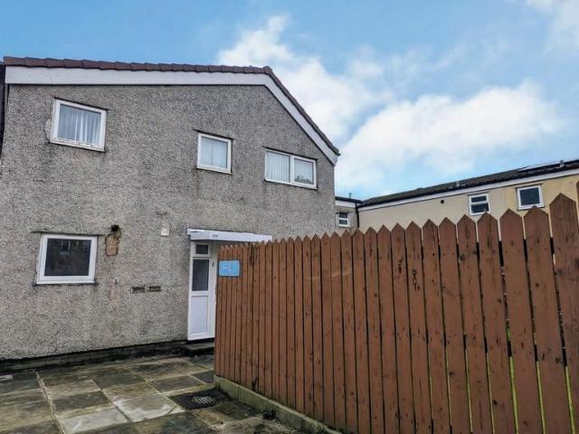 5 bedroom terraced house for sale