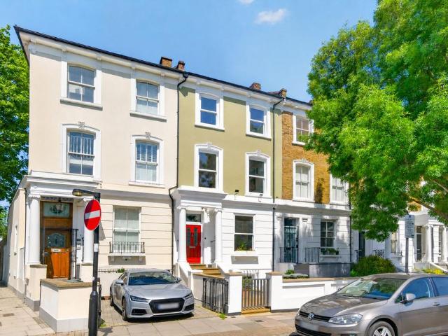5 bedroom terraced house for sale