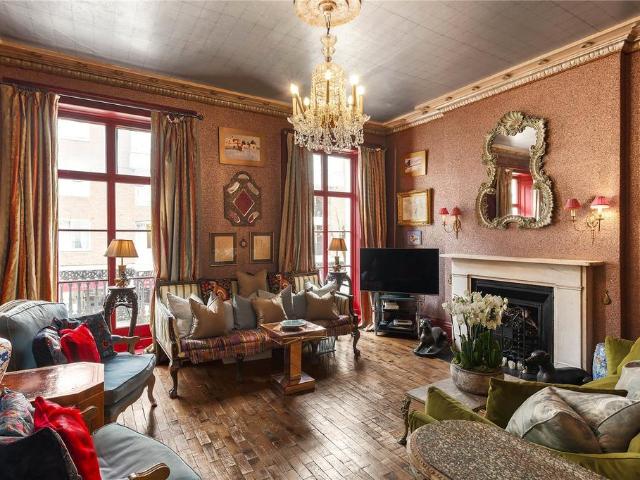5 bedroom terraced house for sale