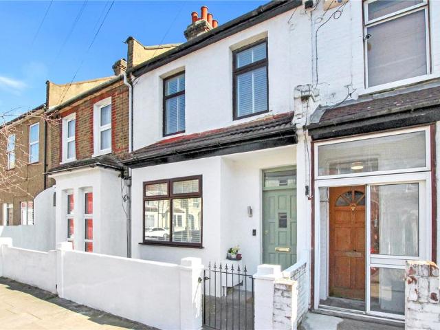 5 bedroom terraced house for sale