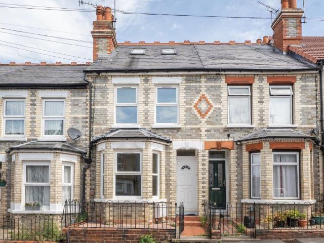 5 bedroom terraced house for sale