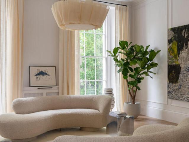 5 bedroom terraced house for sale in Connaught Square, London, W2