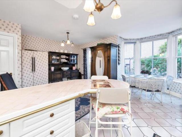 5 bedroom terraced house for sale in Cambridge, Cambridgeshire CB2
