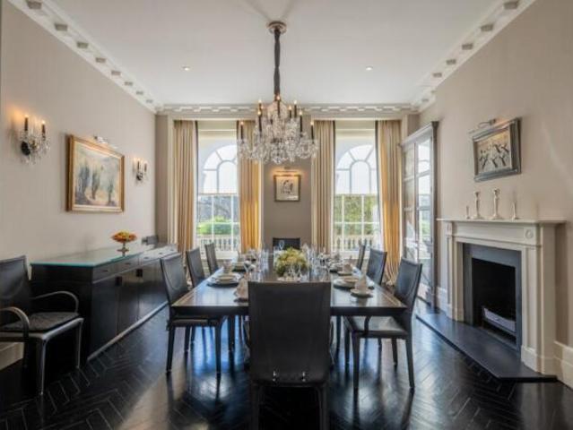 5 bedroom terraced house for sale in Chester Terrace, London, NW1