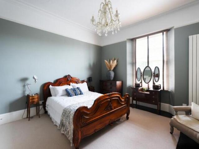 5 bedroom terraced house for sale in Clifton Vale, Clifton, Bristol, BS8