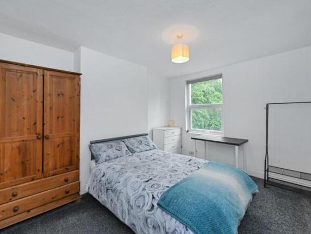 5 bedroom terraced house for sale in Cromwell Street, Nottingham, NG7