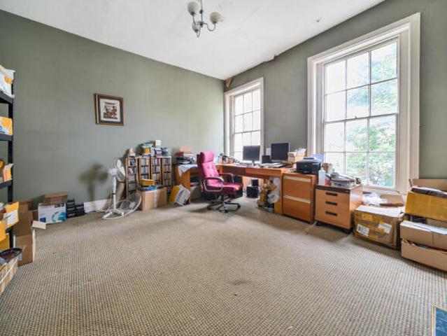 5 bedroom terraced house for sale in Bath Road, Cheltenham, GL53