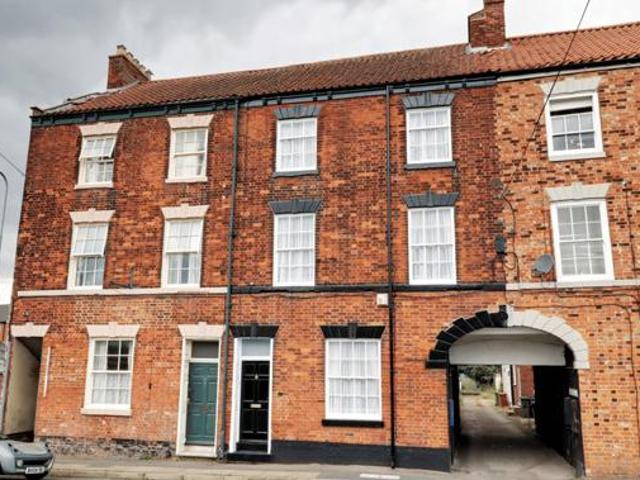 5 Bedroom Terraced House For Sale In Barton upon humber