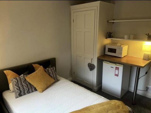5 bedroom terraced house for sale in Bedford Road, Reading, RG1