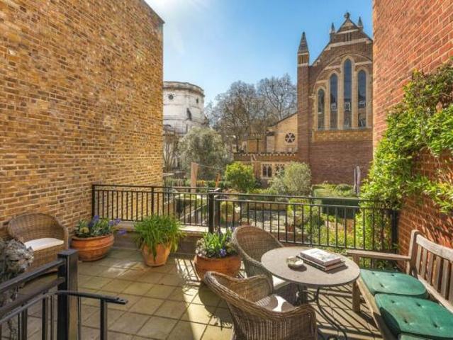 5 bedroom house for sale in Brompton Square, Knightsbridge, London, SW3