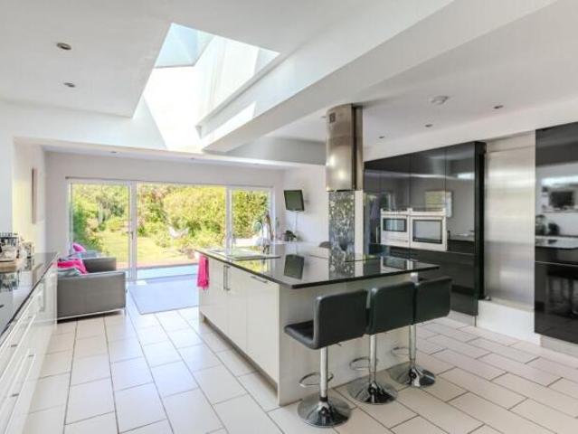 5 bedroom terraced house for sale in Broncksea Road, Bristol, BS7