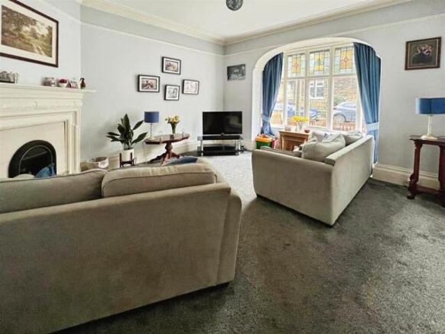 5 bedroom terraced house for sale in Gordon Terrace, Bradford, BD10 8LS, BD10