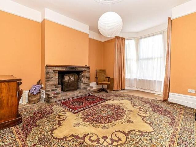 5 bedroom terraced house for sale in Gladys Avenue, Portsmouth, PO2