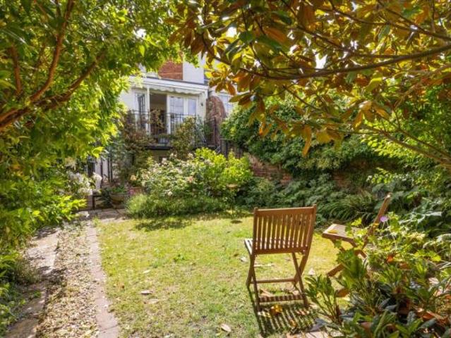 5 bedroom terraced house for sale in Gratton Road, Cheltenham, Gloucestershire GL50