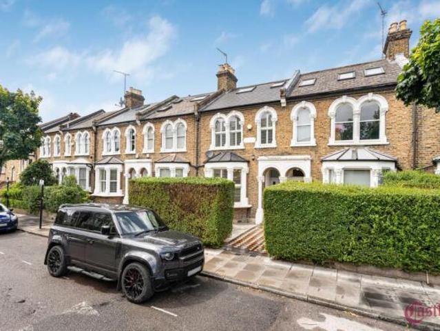 5 bedroom terraced house for sale in Grenville Road, N19