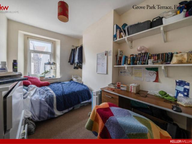 5 bedroom terraced house for sale in Grove Park Terrace, Bristol, BS16