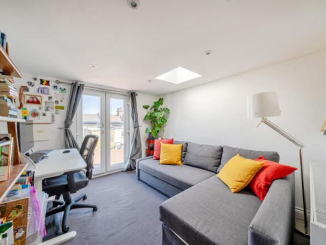 5 bedroom terraced house for sale in Devonshire Road, Chiswick, London, W4