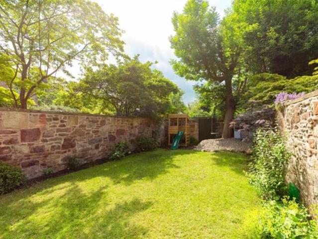5 bedroom terraced house for sale in Fingal Place, Sciennes, Edinburgh, EH9