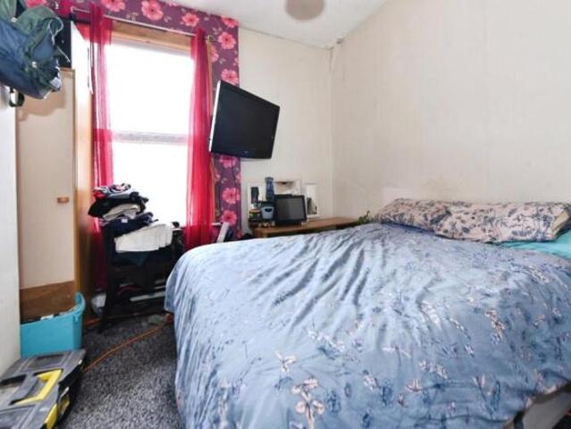 5 bedroom terraced house for sale in Keppel Road, Manchester, Greater Manchester, M21
