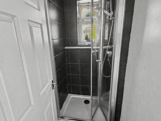 5 bedroom terraced house for sale in Hazelwood Road, Northampton, NN1