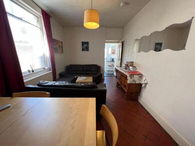 5 bedroom terraced house for sale in Heathfield Road, Cardiff, CF14