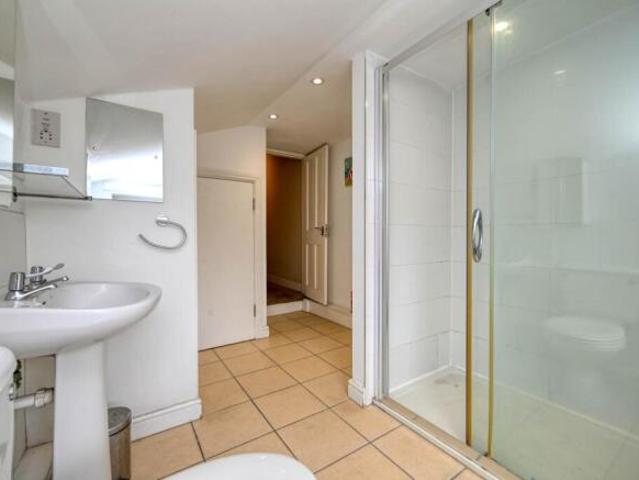 5 bedroom terraced house for sale in Hemdean Road, Caversham, RG4