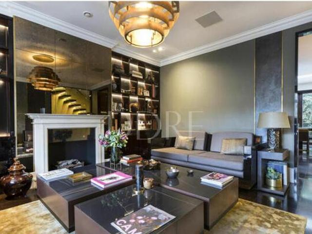 5 Bedroom Terraced House For Sale In London