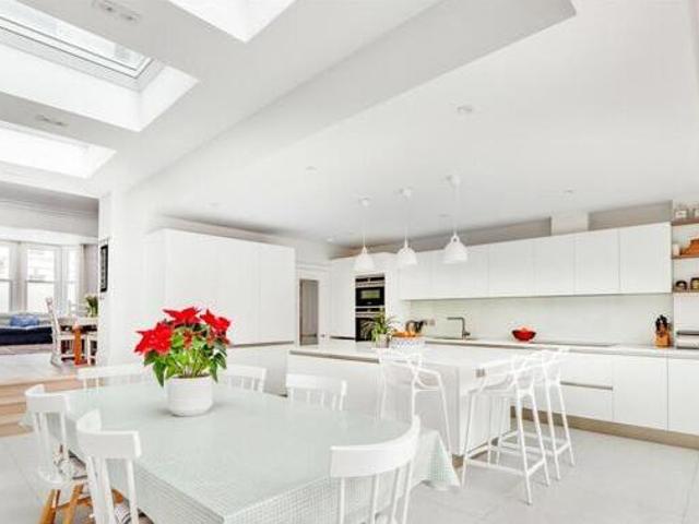 5 Bedroom Terraced House For Sale In London