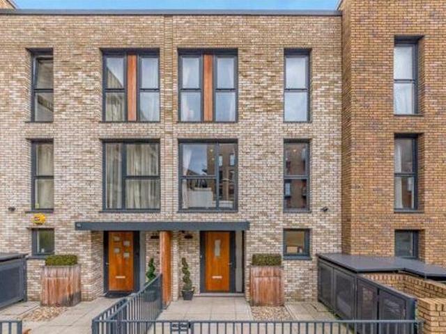 5 Bedroom Terraced House For Sale In London