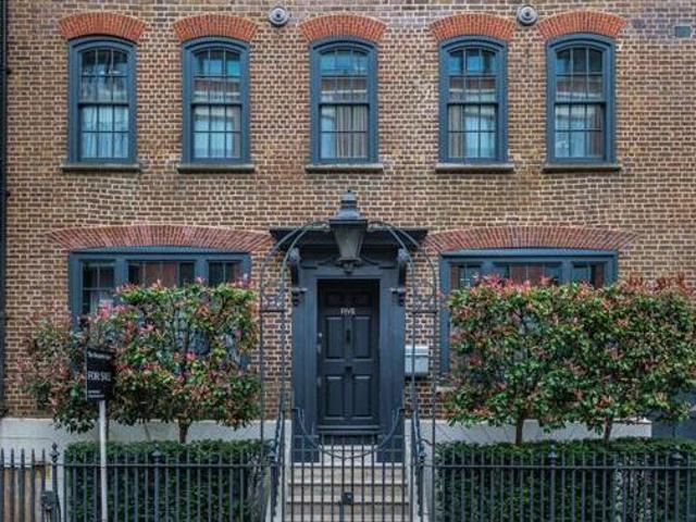 5 Bedroom Terraced House For Sale In London