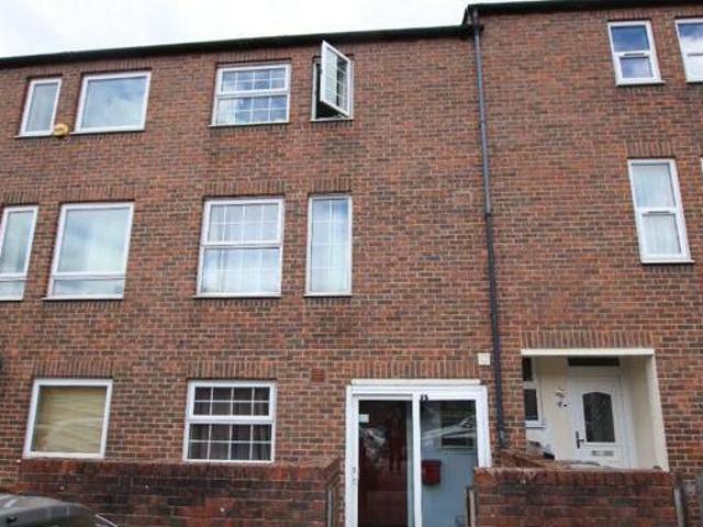 5 Bedroom Terraced House For Sale In London