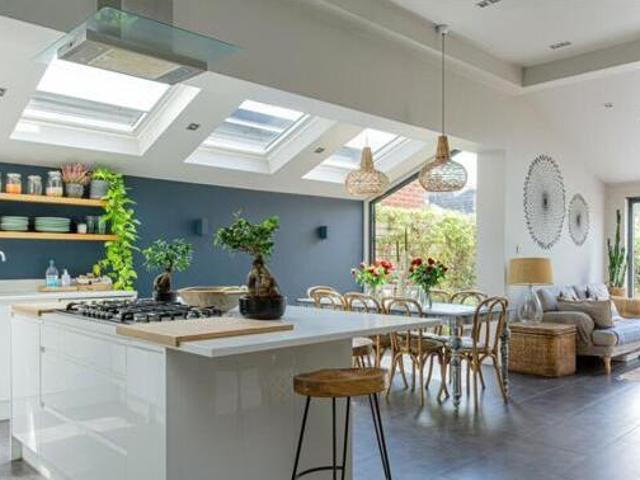 5 Bedroom Terraced House For Sale In London