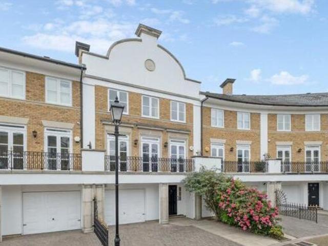 5 Bedroom Terraced House For Sale In London