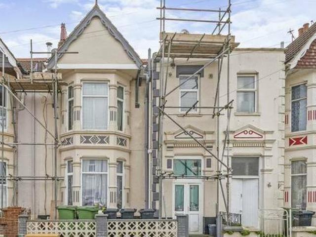 5 bedroom terraced house for sale in Montague Road Portsmouth PO2