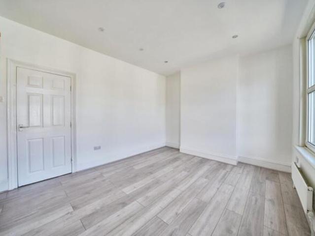 5 bedroom terraced house for sale in Selsdon Road, LONDON, E13