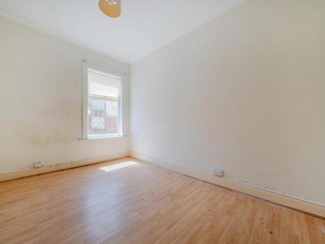 5 bedroom terraced house for sale in St. Catherines Grove, Lincoln, Lincolnshire, LN5