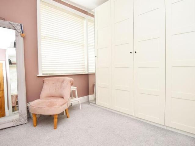 5 bedroom terraced house for sale in St. Marks Avenue, Harrogate, HG2