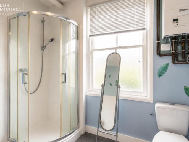 5 bedroom terraced house for sale in St. Martins Place, Brighton, BN2