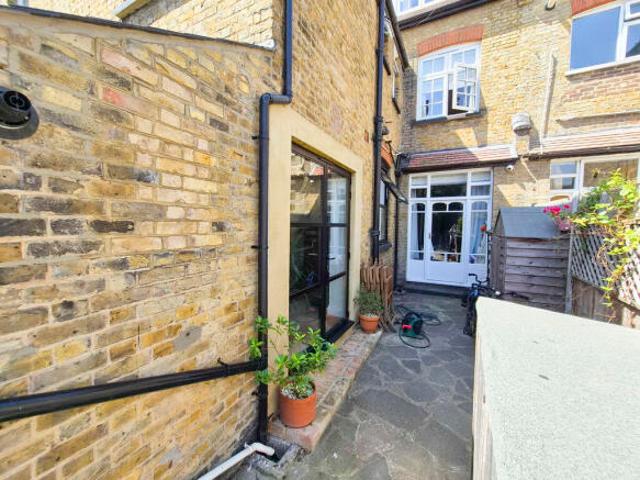 5 bedroom terraced house for sale in Park Road, Westcliff On Sea, SS0