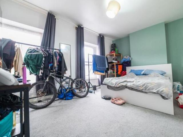 5 bedroom terraced house for sale in Railway Street, Splott, CF24