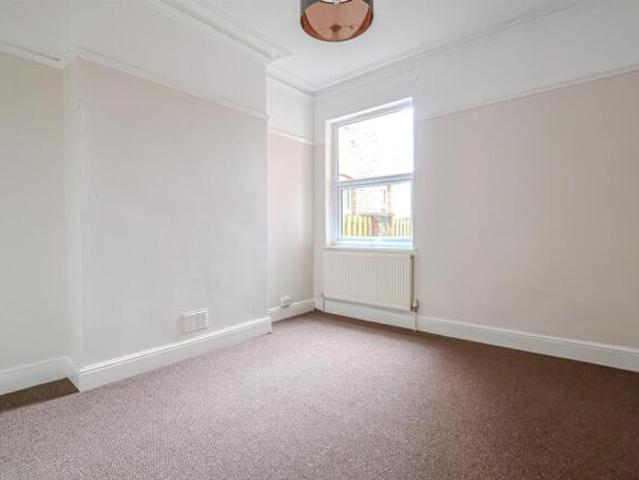 5 bedroom terraced house for sale in Waldeck Road, Sherwood, Nottingham, NG5