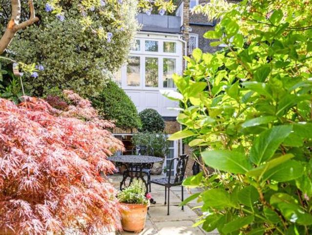5 bedroom terraced house for sale in Walton Place, London, SW3