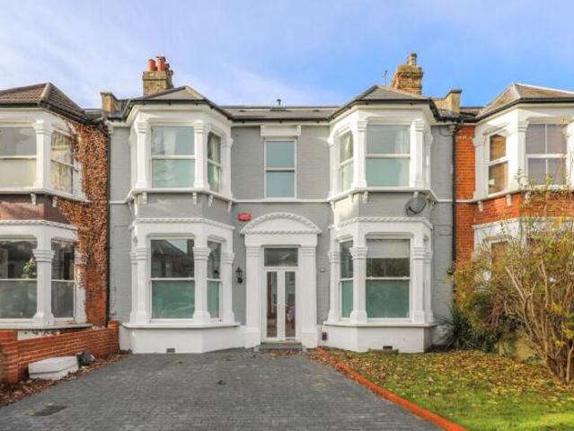 5 bedroom terraced house for sale in Wellmeadow Road, Catford, SE6
